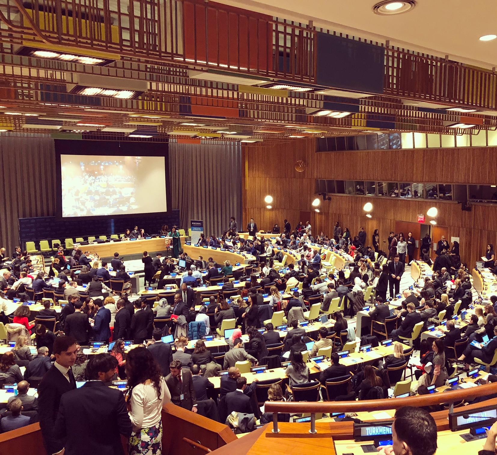 How young people can help build vibrant and healthy communities | Bahá ...